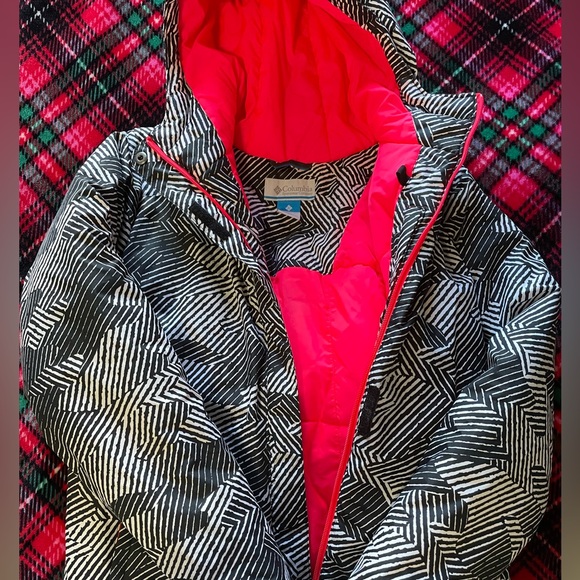 Columbia | Jackets & Coats | Large Columbia Black And Hot Pink With ...